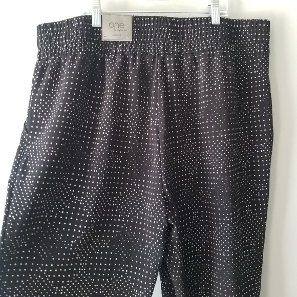 One By Chapter One | Pants & Jumpsuits | New One By Chapter One Polka ...
